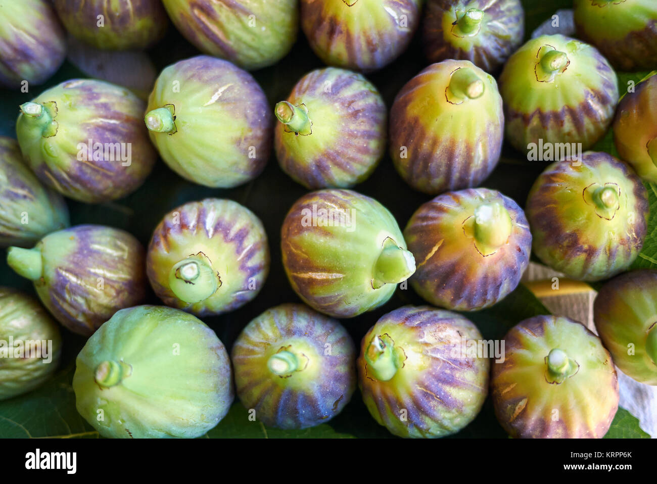 figs in a box Stock Photo - Alamy