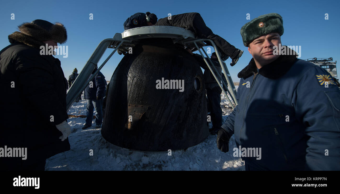Russian Search and Rescue teams arrive at the Soyuz MS-05 spacecraft ...