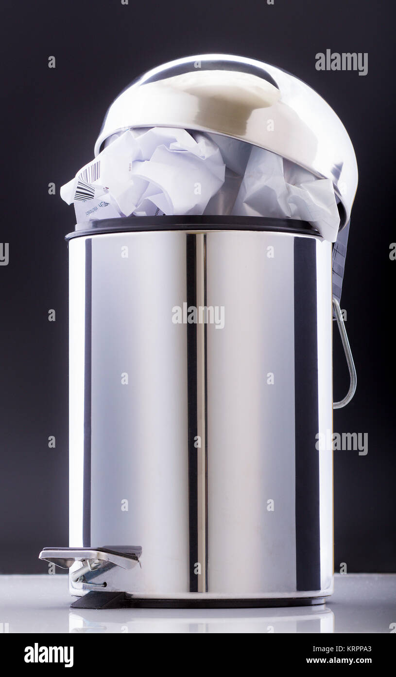 Stainless steel trash recycle hi-res stock photography and images - Alamy