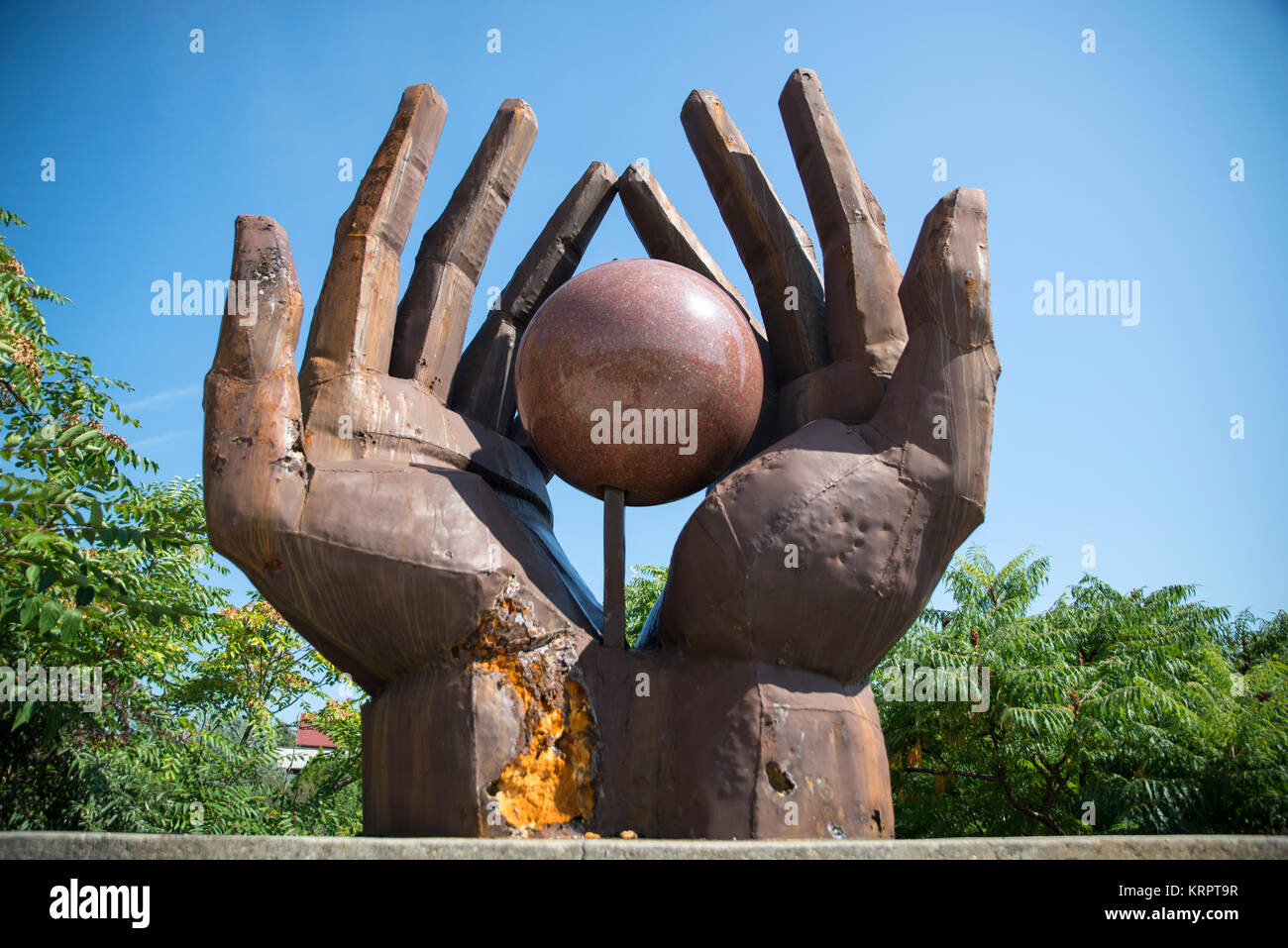Worker's movement memorial, Memento Park, Budapest Stock Photo - Alamy