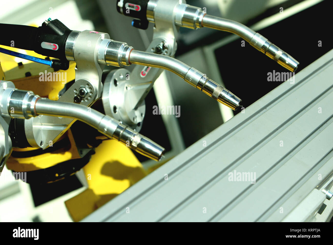 Gripper mechanism hi-res stock photography and images - Alamy