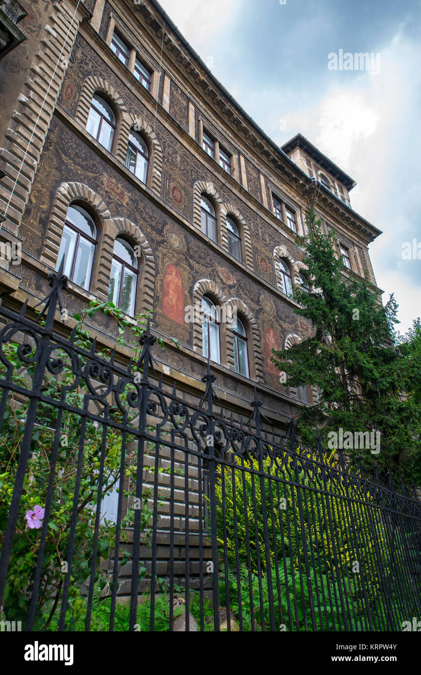 Building on Kodaly Korond, Budapest Stock Photo - Alamy