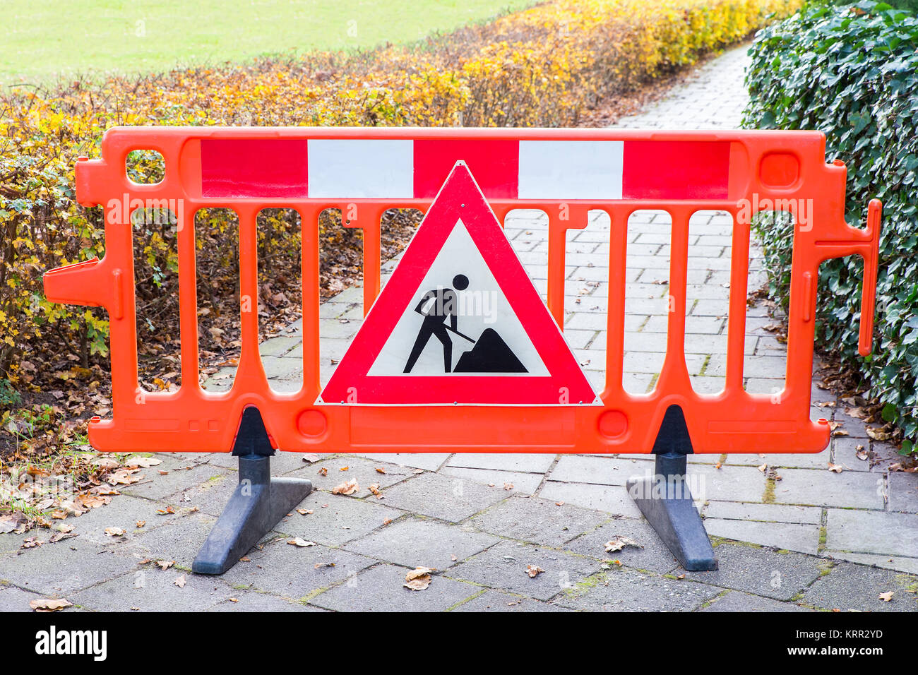 Red traffic warning sign for pedestrians Stock Photo - Alamy