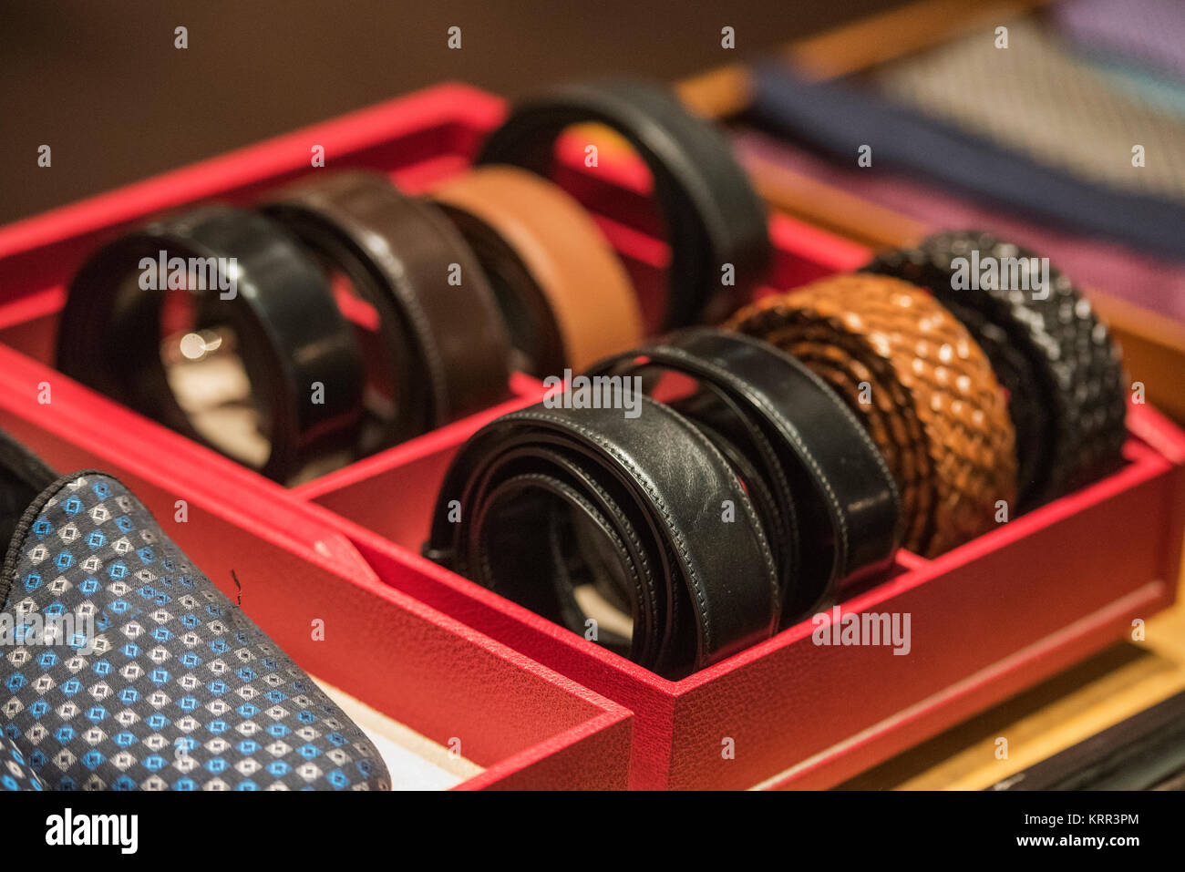 Store detail hi-res stock photography and images - Alamy