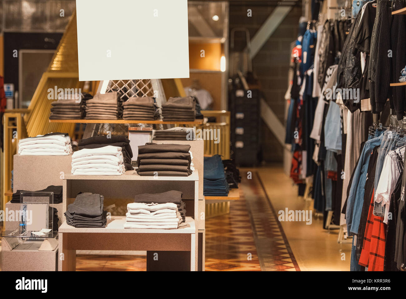 Clothes store stacks hi-res stock photography and images - Alamy