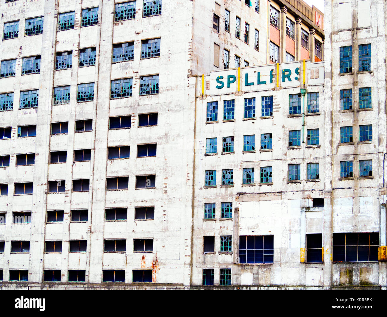 Millennium mills facade hi-res stock photography and images - Alamy
