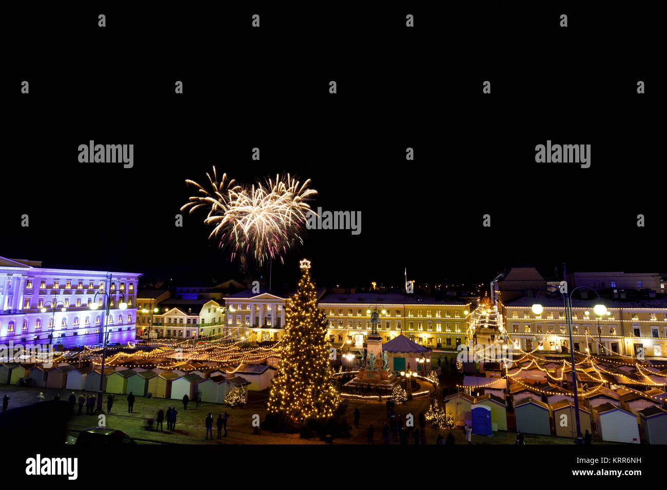 Helsinki christmas market hi-res stock photography and images - Alamy