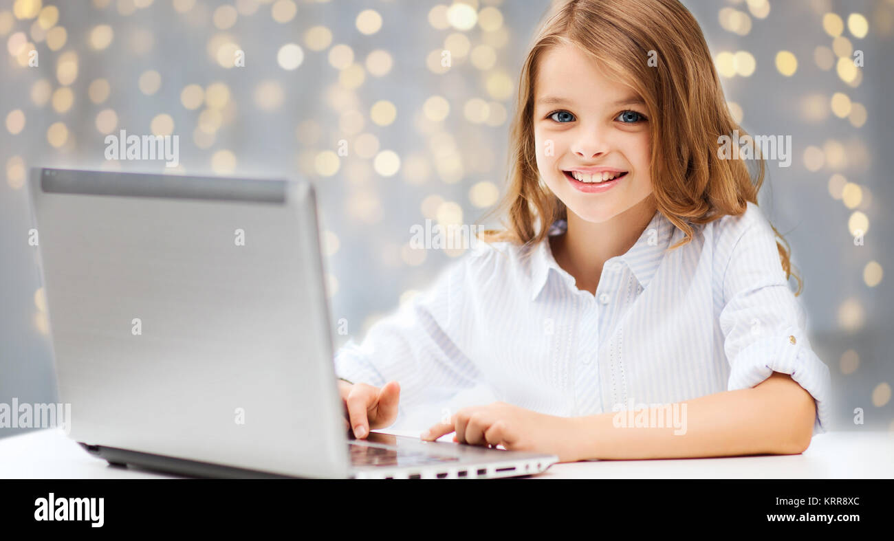 girl with laptop pc computer Stock Photo - Alamy