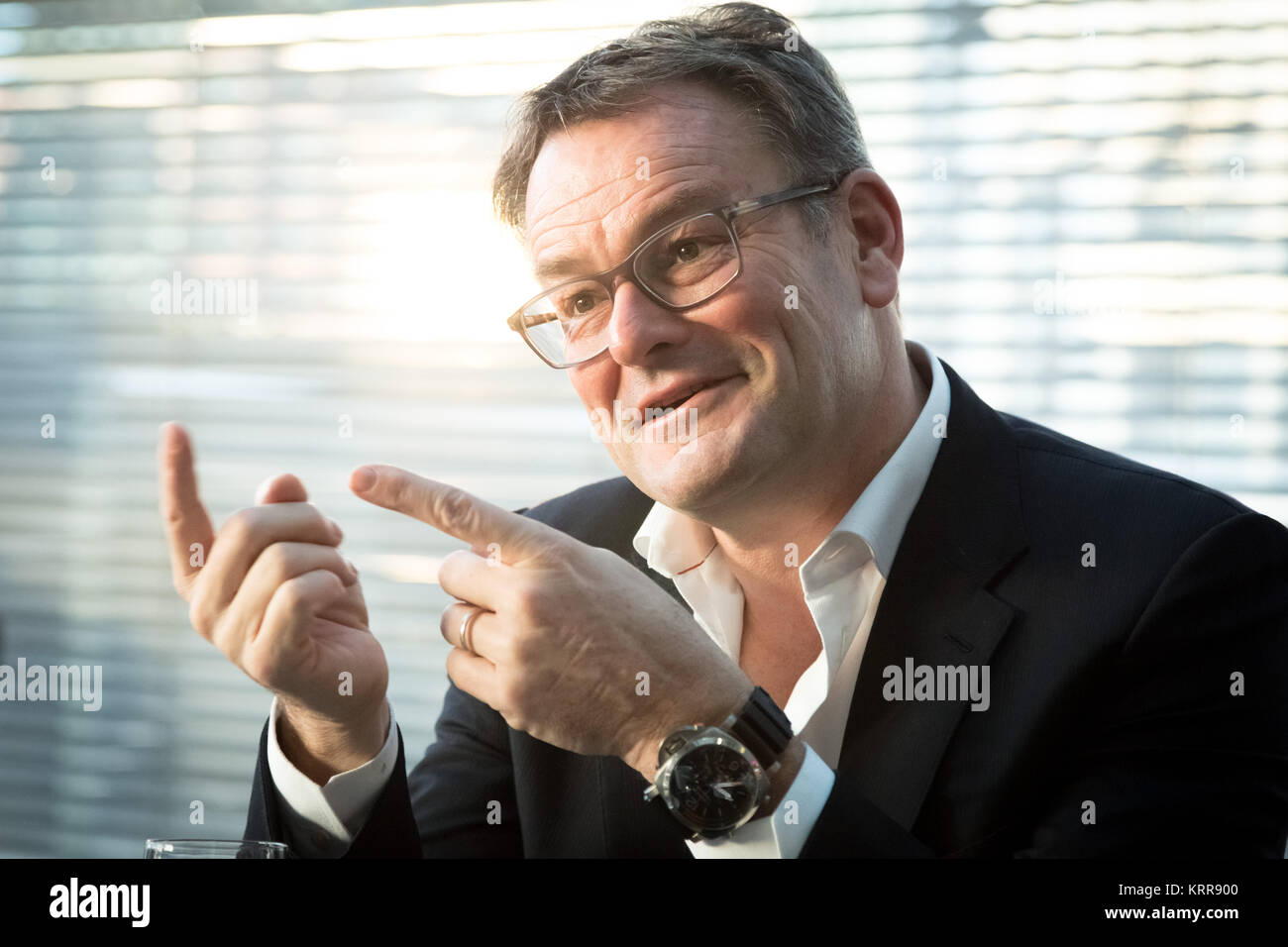 Allen and overy london headquarters hi-res stock photography and images - Alamy