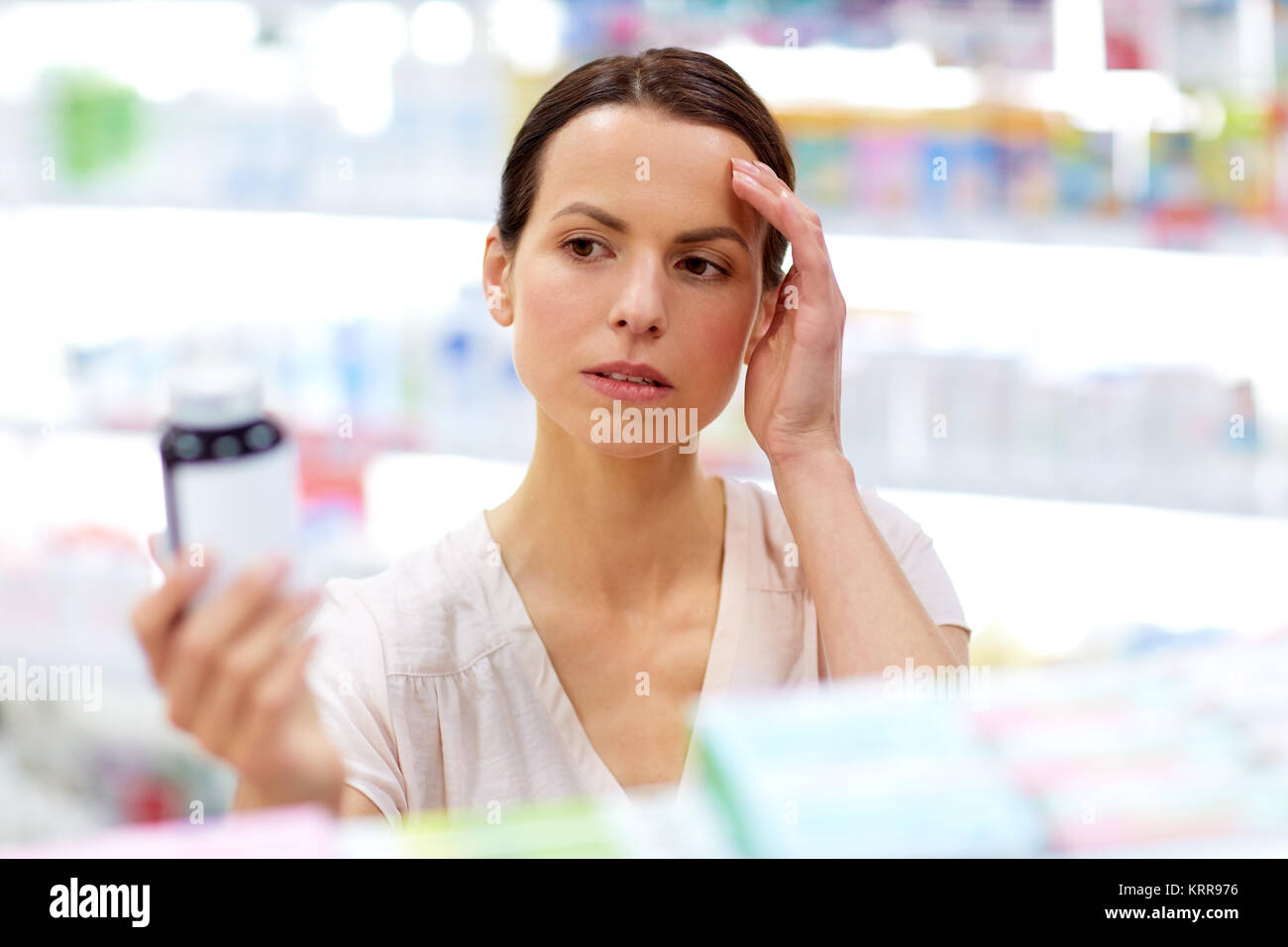 Headache drug hi-res stock photography and images - Alamy