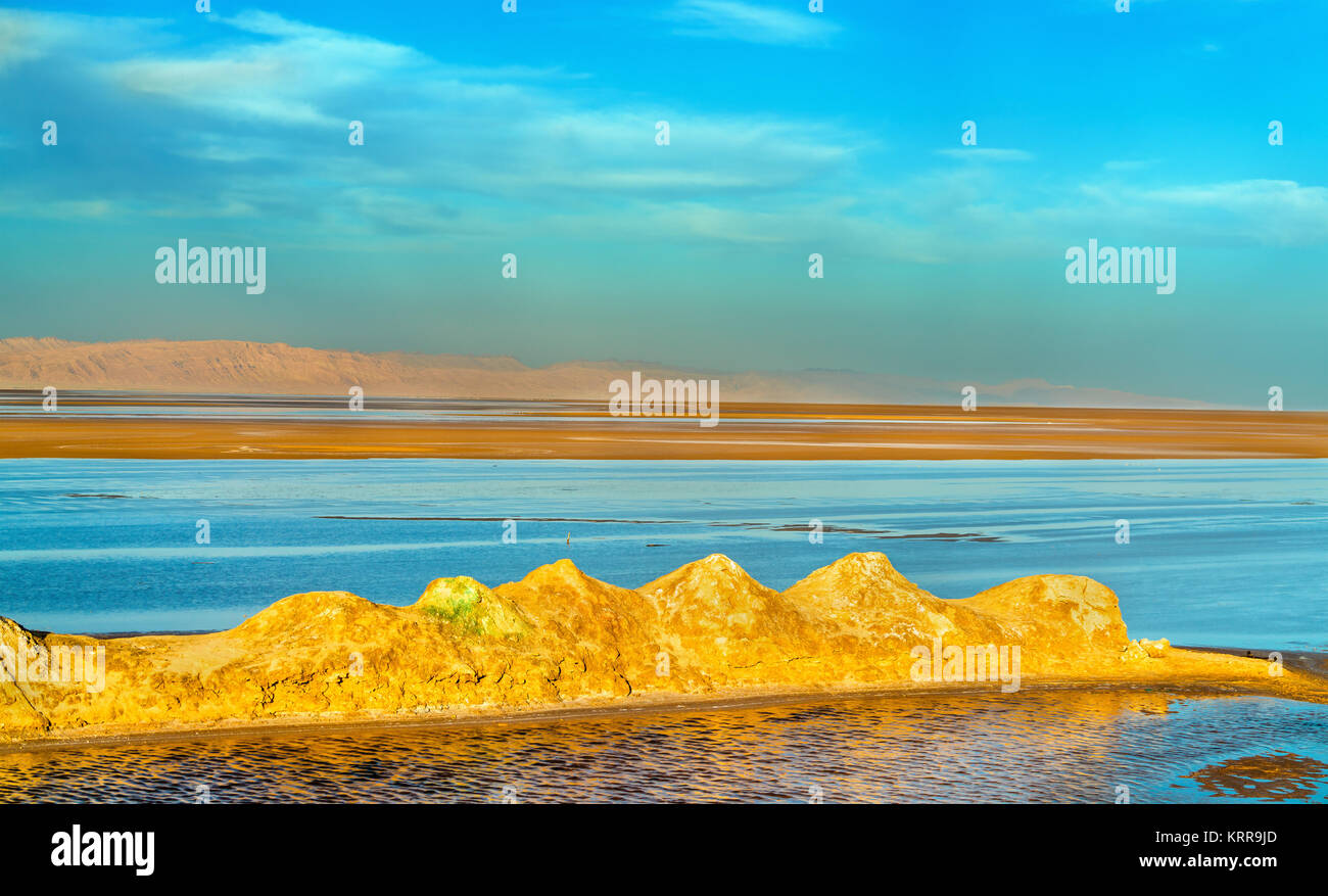 Chott el Djerid, an endorheic salt lake in Tunisia Stock Photo - Alamy