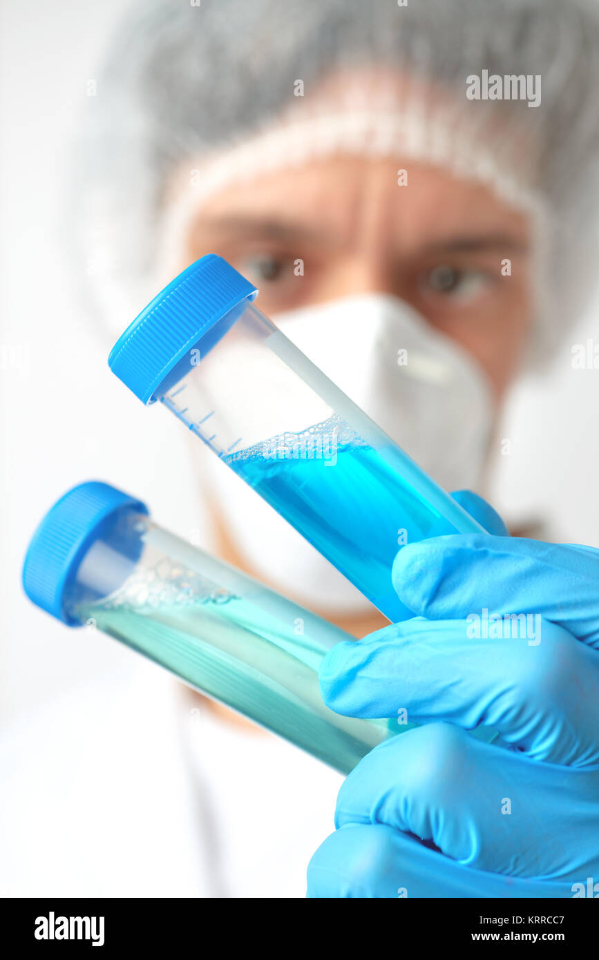 Plastic human body parts hi-res stock photography and images - Alamy