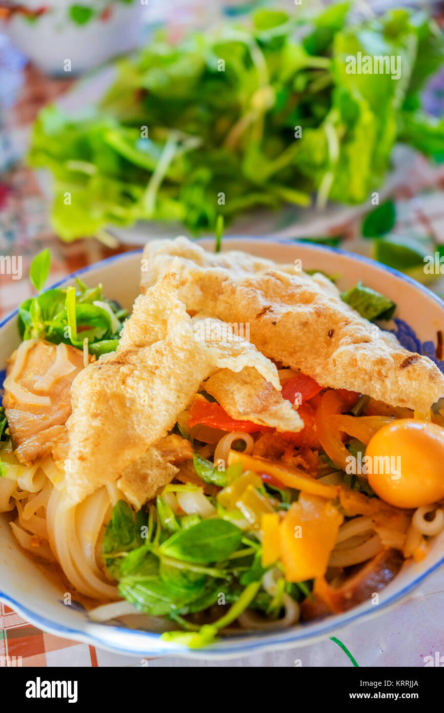 Mi Quang - vietnamese food at Hoi An, Vietnam Stock Photo - Alamy