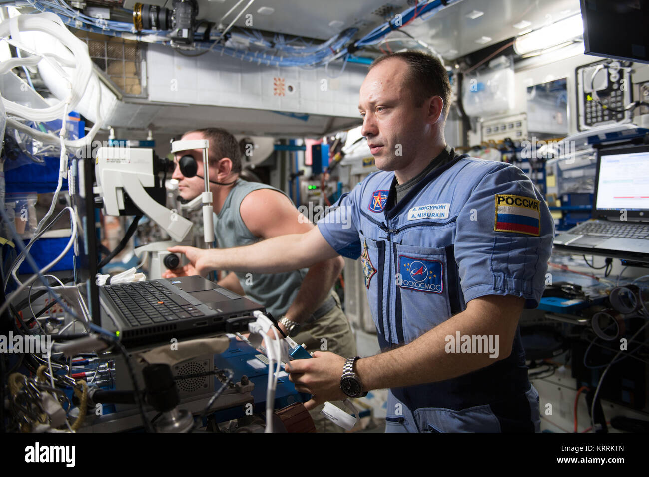 Zvezda module hi-res stock photography and images - Alamy