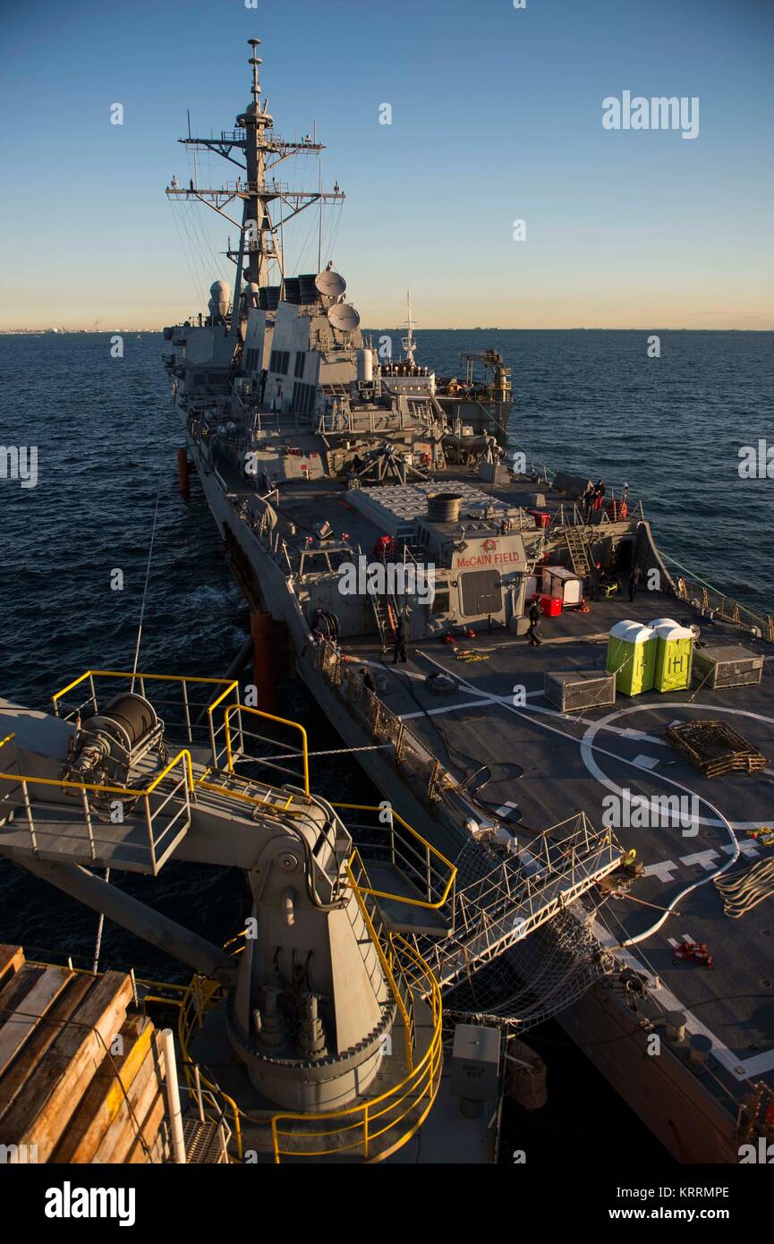 John s mccain hi-res stock photography and images - Alamy