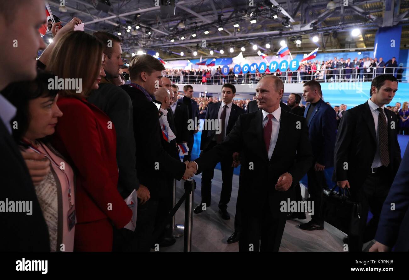 Russian President Vladimir Putin greets supporters at the All-Russia ...