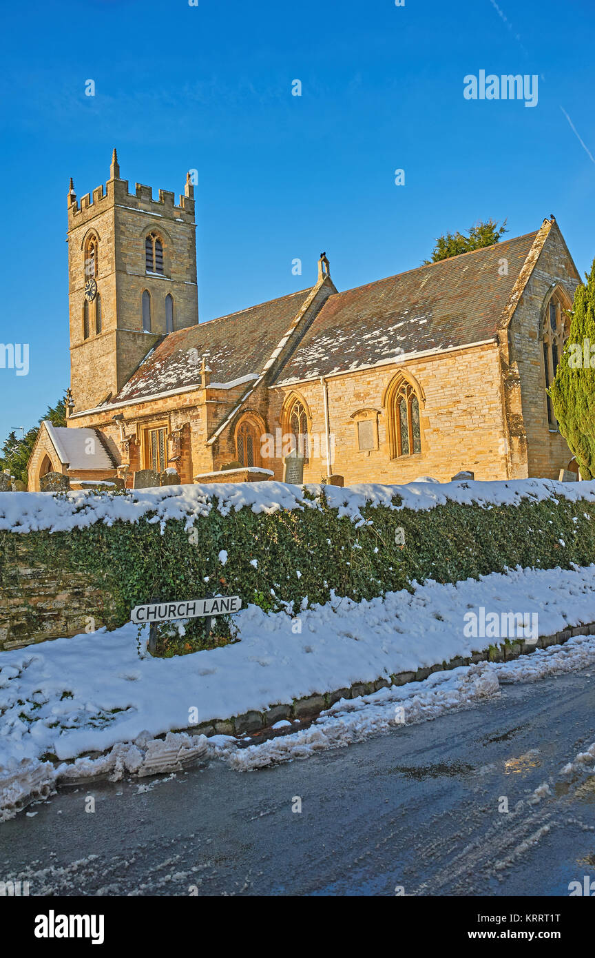 St Peter's church, Welford on Avon, Warwickshire, on a winter morning ...