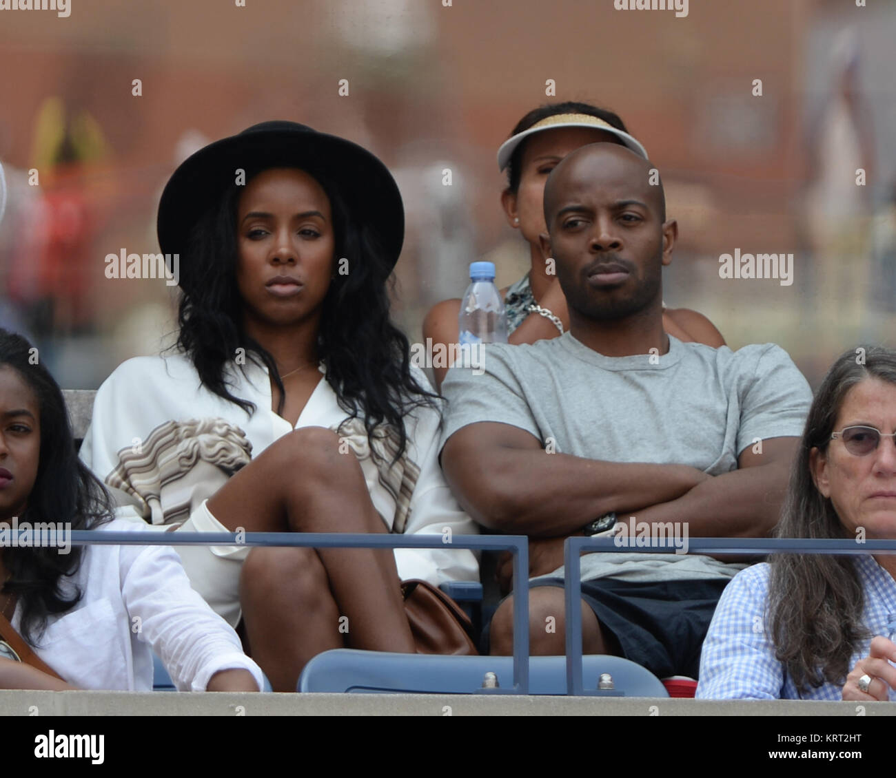 Kelly rowland and tim witherspoon hi-res stock photography and images ...