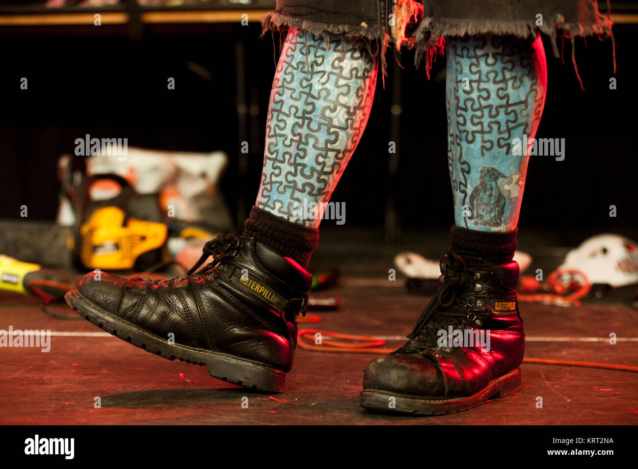 The Enigma has a full-body jigsaw puzzle tattooed from head to toe ...