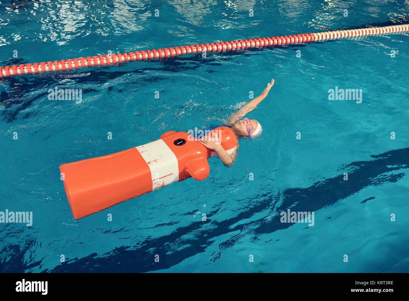 Red cross lifeguard training hi-res stock photography and images - Alamy