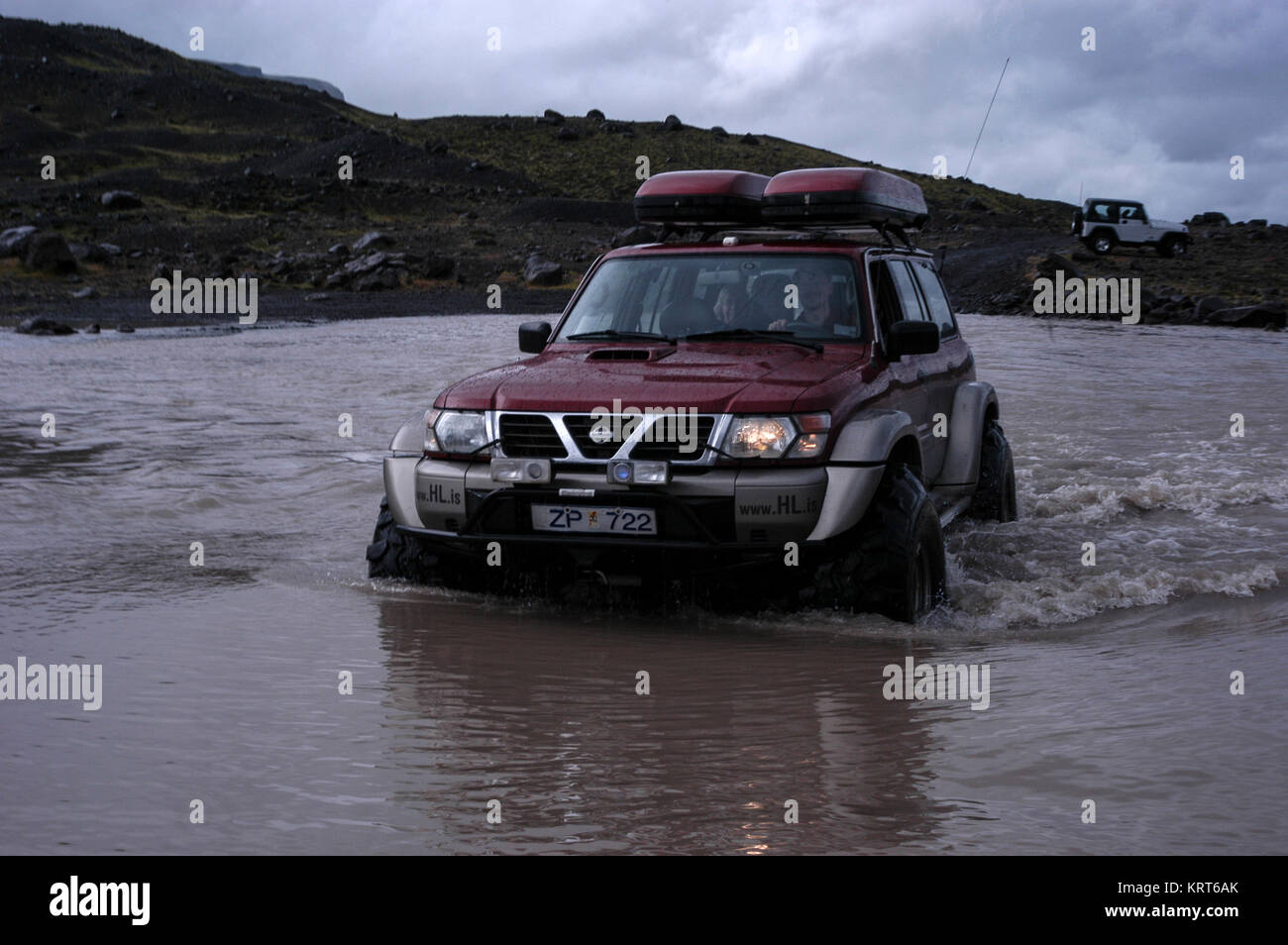 Icelandic tourist jeep hi-res stock photography and images - Alamy
