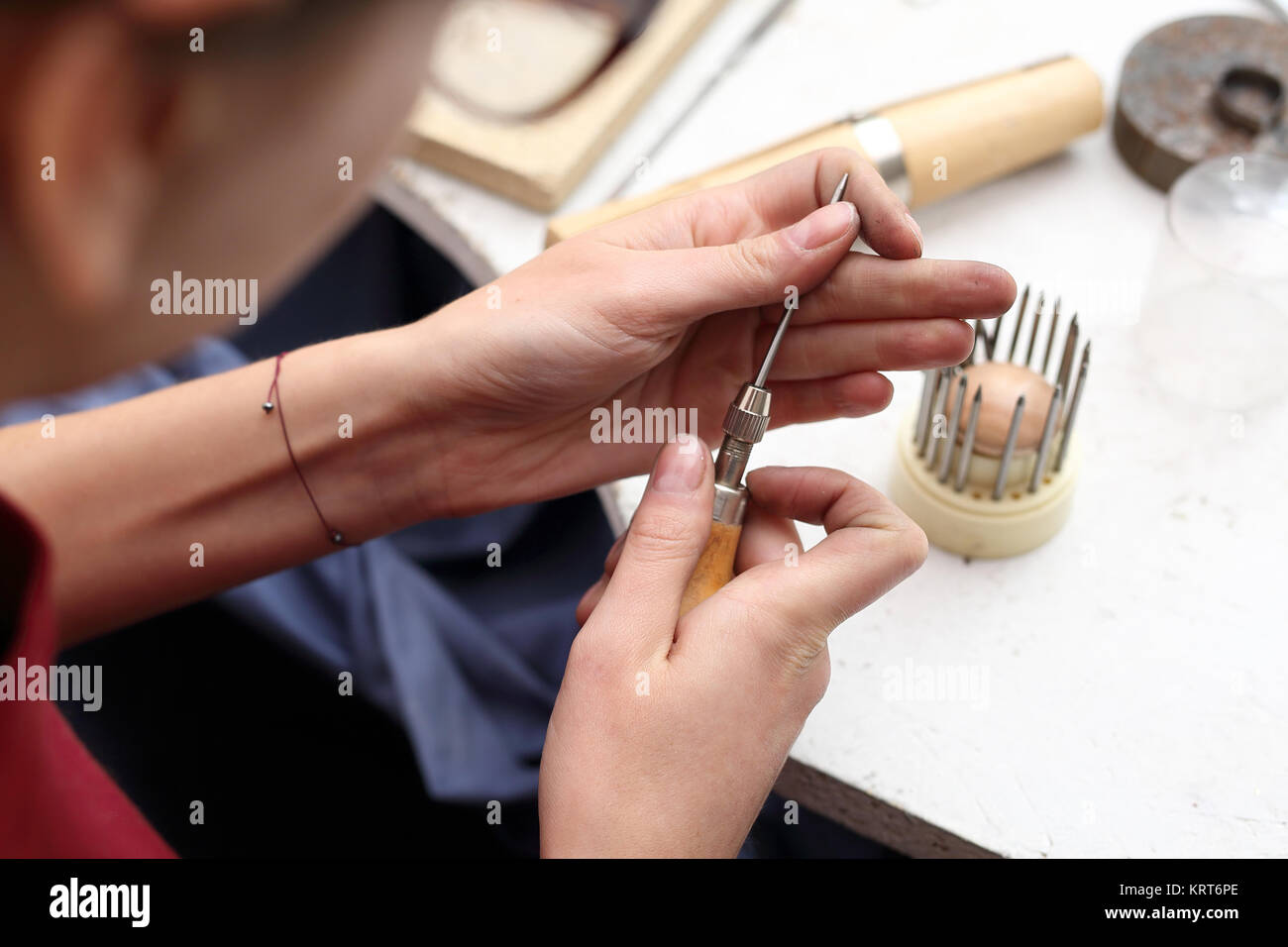 stone setting,studio jewelery. skewer binding gemstones Stock Photo - Alamy