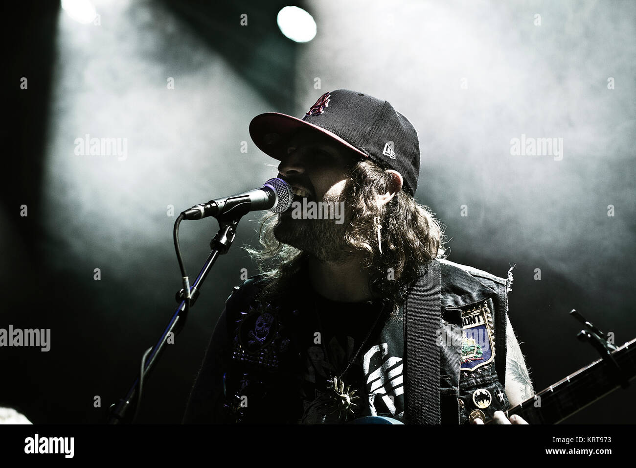 Guitarist and musician Kyle Thomas pictured at King Tuff concert at ...