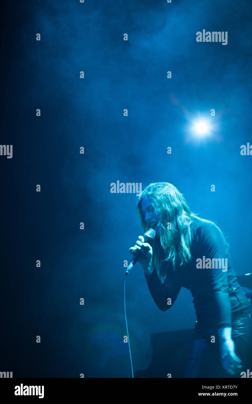 The Austrian musician, singer and songwriter Anja Plaschg is the artist ...