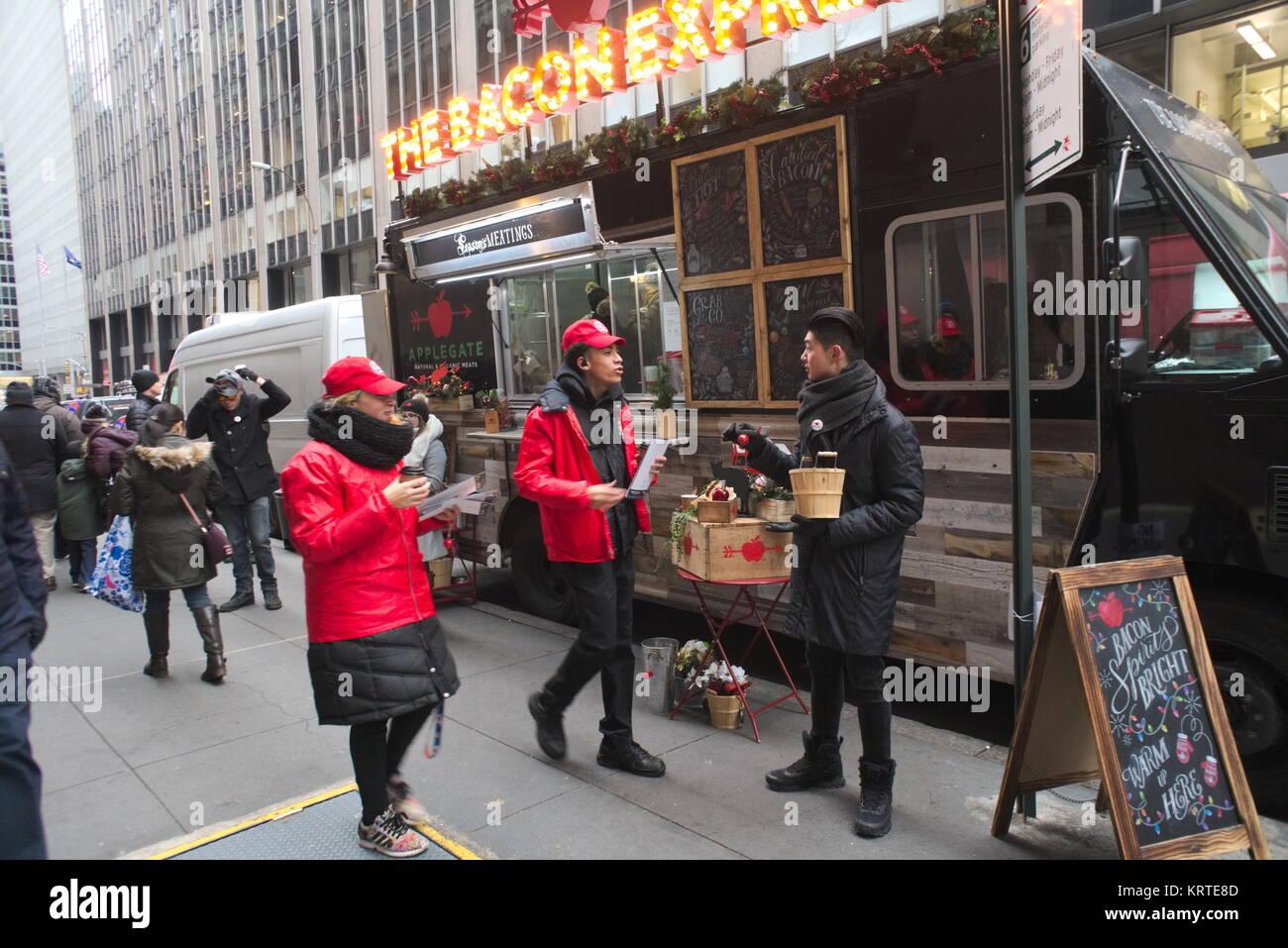 Applegate Farms gives away bacon in various forms at a branding event ...