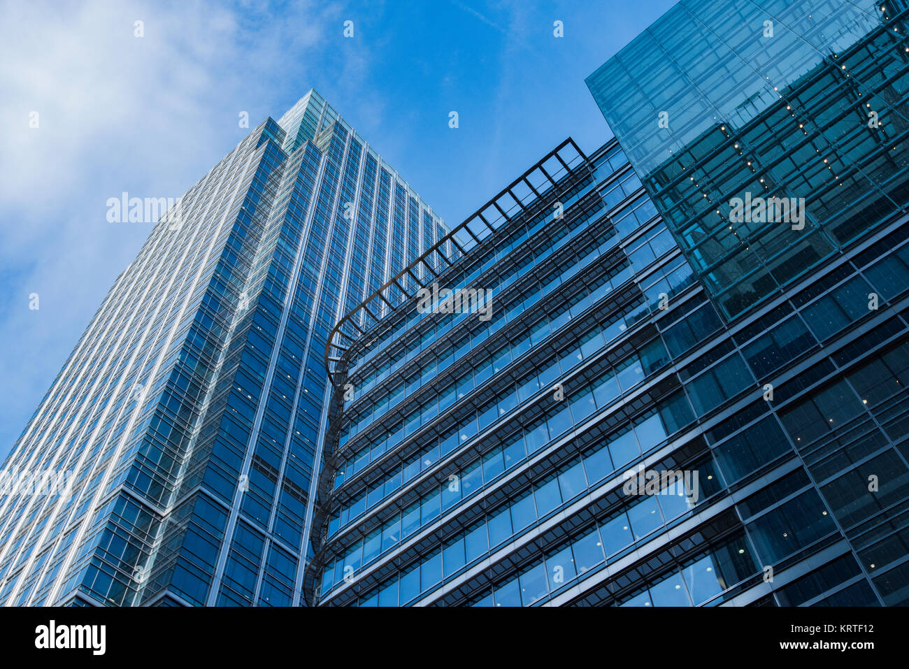 Office building london perspective hi-res stock photography and images ...