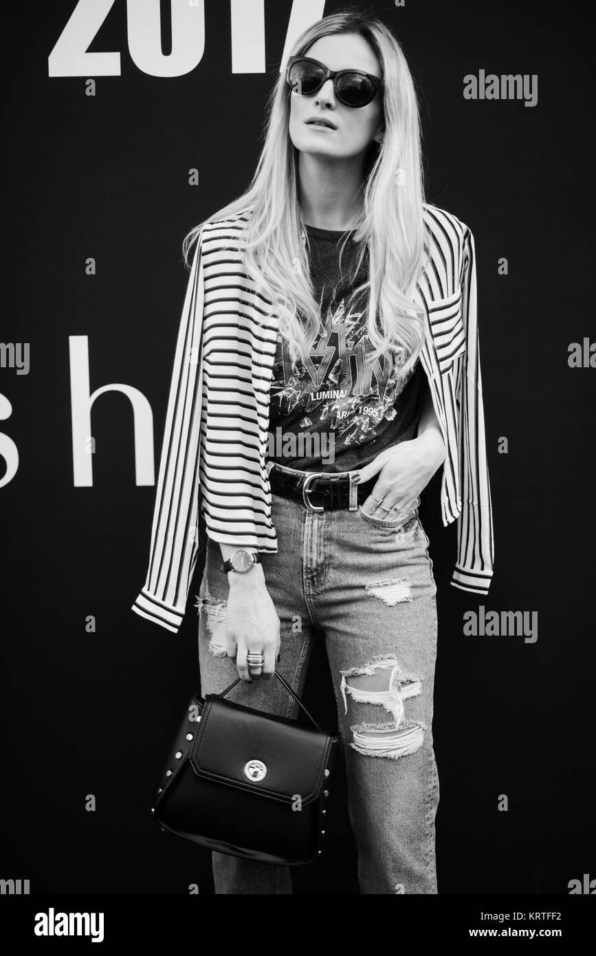 London, England – February 17, 2017: Beautiful model wearing an urban ...