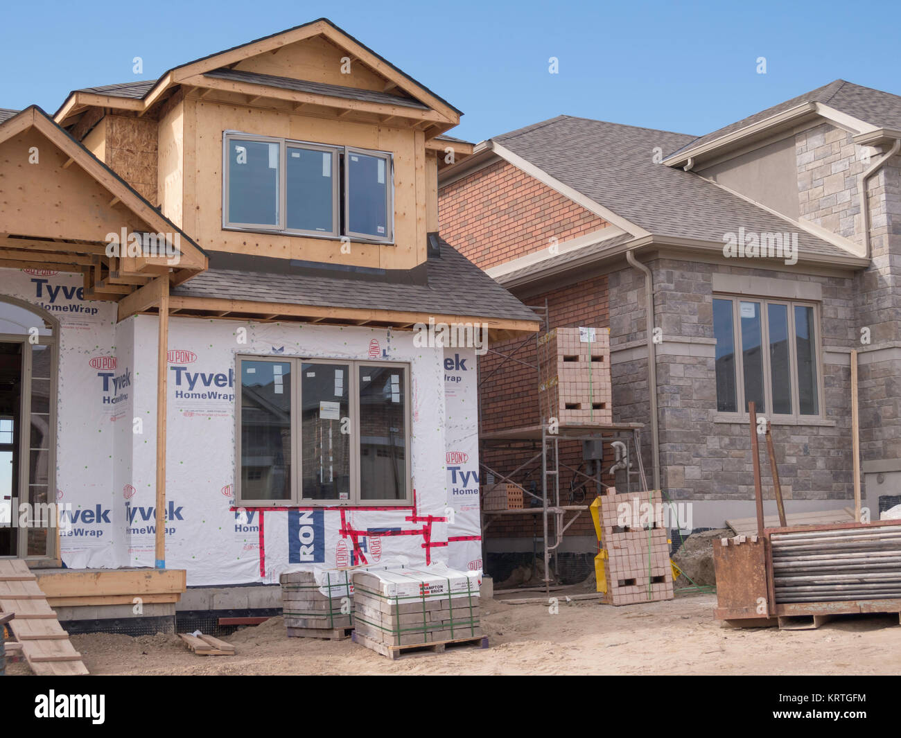 New Home construction of subdivision in Ontario, Canada Stock Photo - Alamy