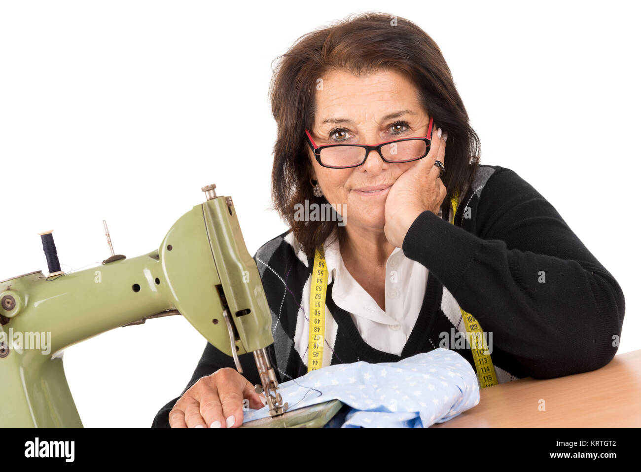 Old age elderly people sewing hi-res stock photography and images - Alamy