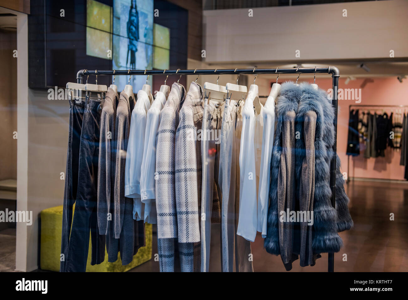 Clothing store appearance Stock Photo - Alamy