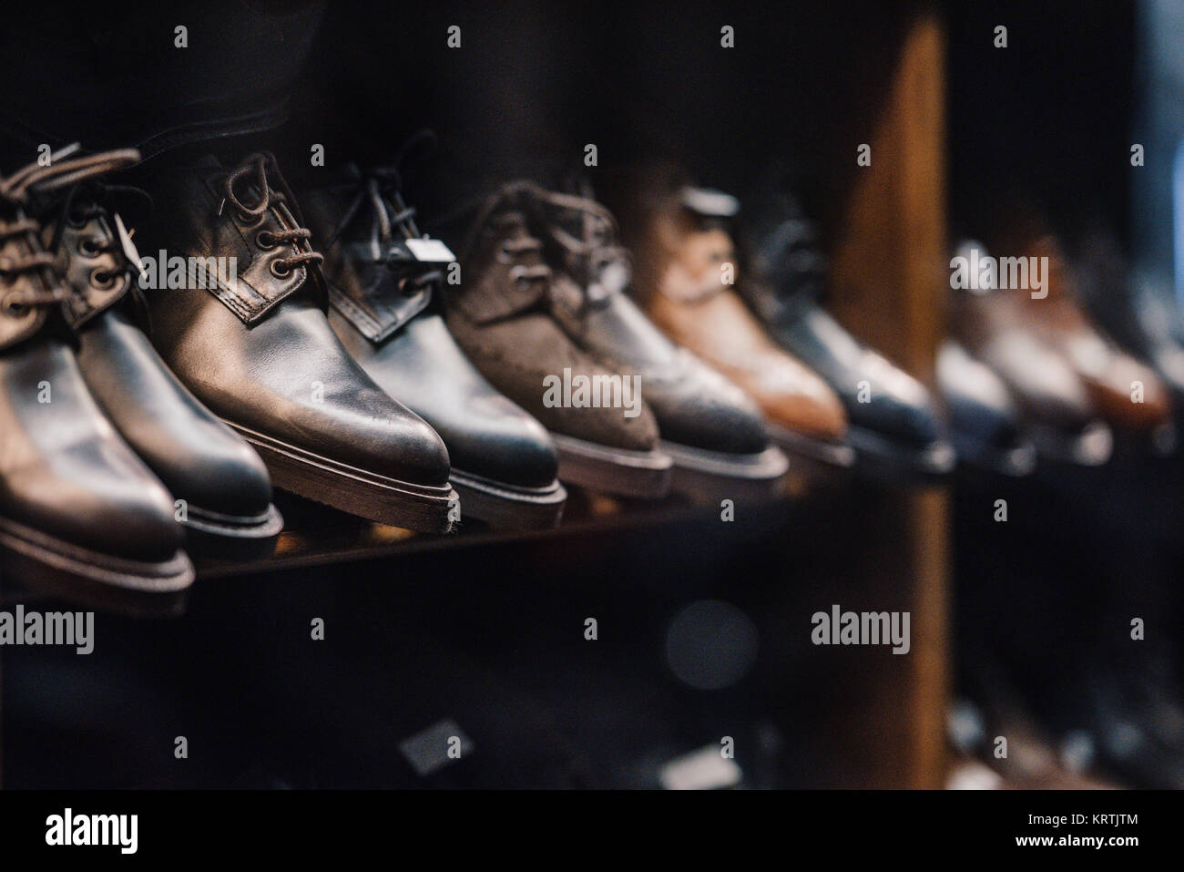 Work shoe store hi-res stock photography and images - Alamy