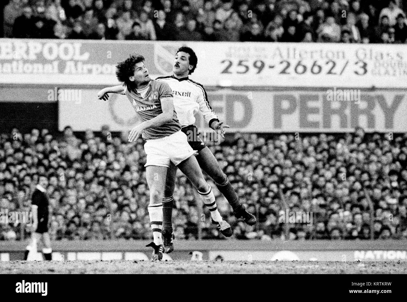 Paul Bracewell and Antone Joseph Everton v Telford United FA Cup match ...