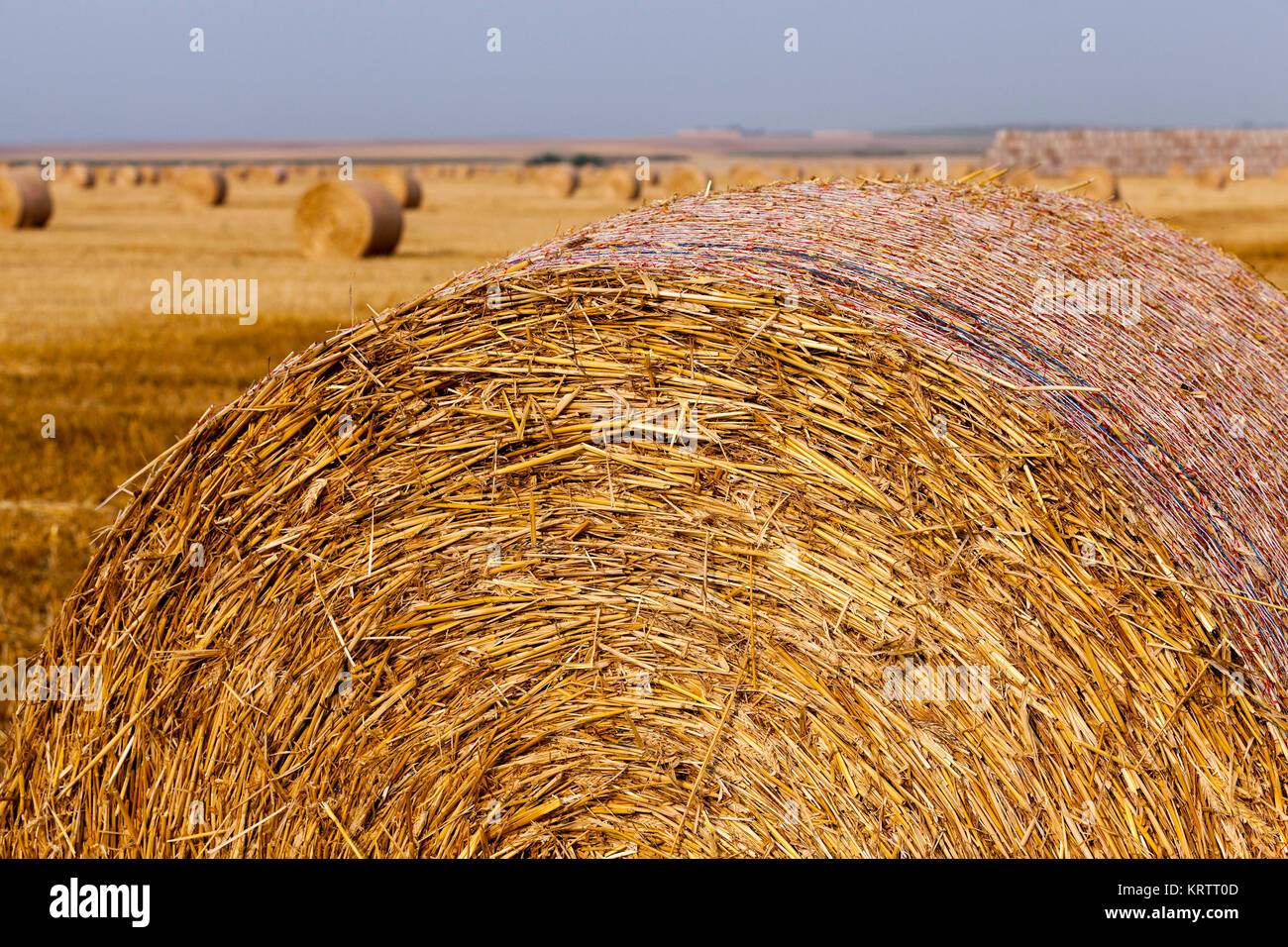 background stack of straw Stock Photo - Alamy