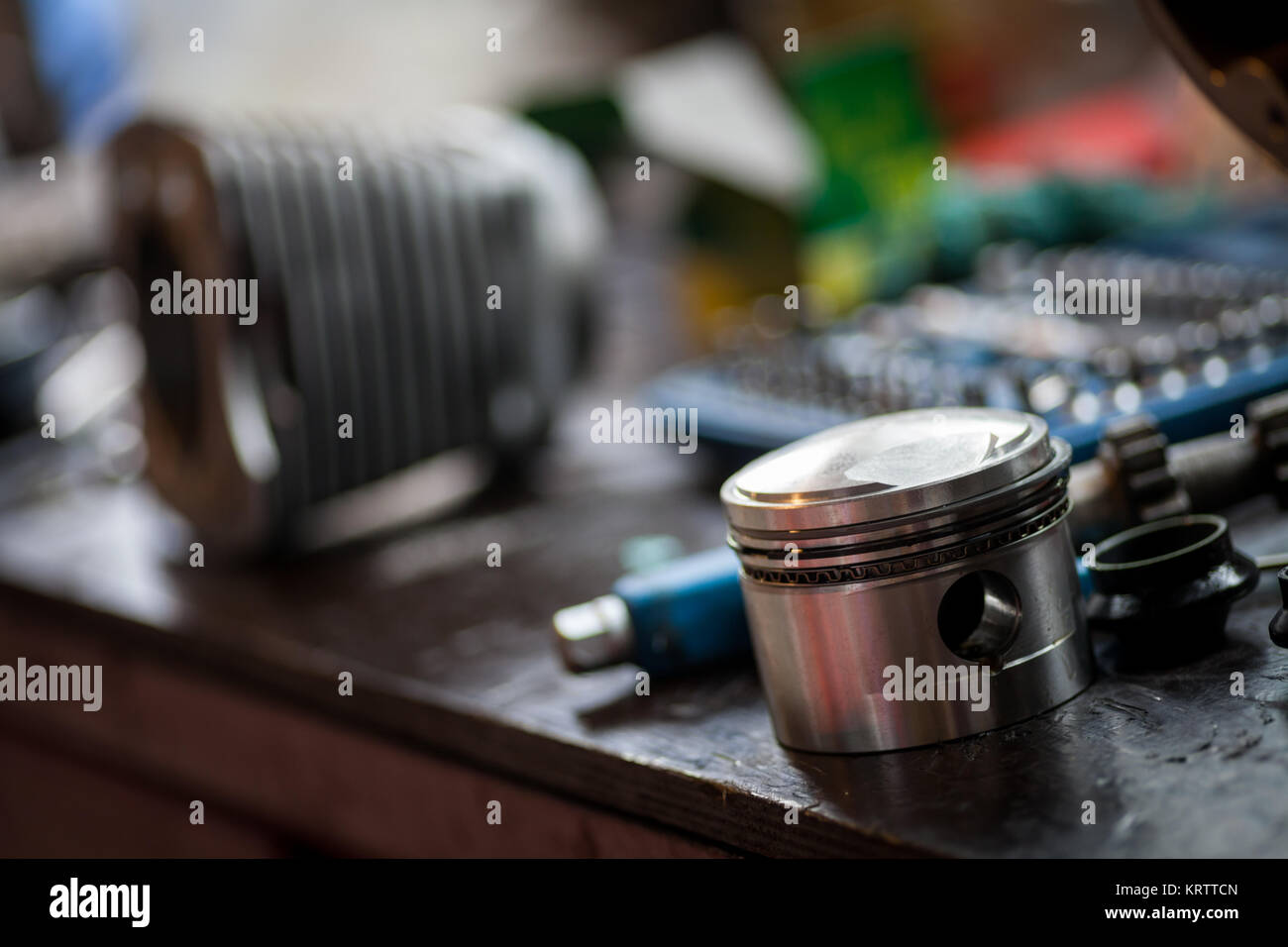 Motorcycle piston detail Stock Photo - Alamy