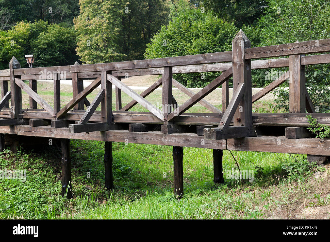 old wooden bridge Stock Photo - Alamy