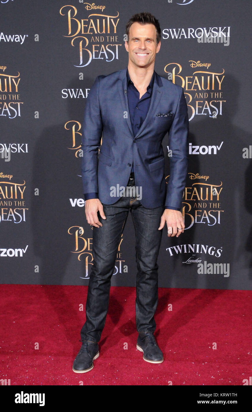 HOLLYWOOD, CA - MARCH 2: Actor/tv personality Cameron Mathison attends ...