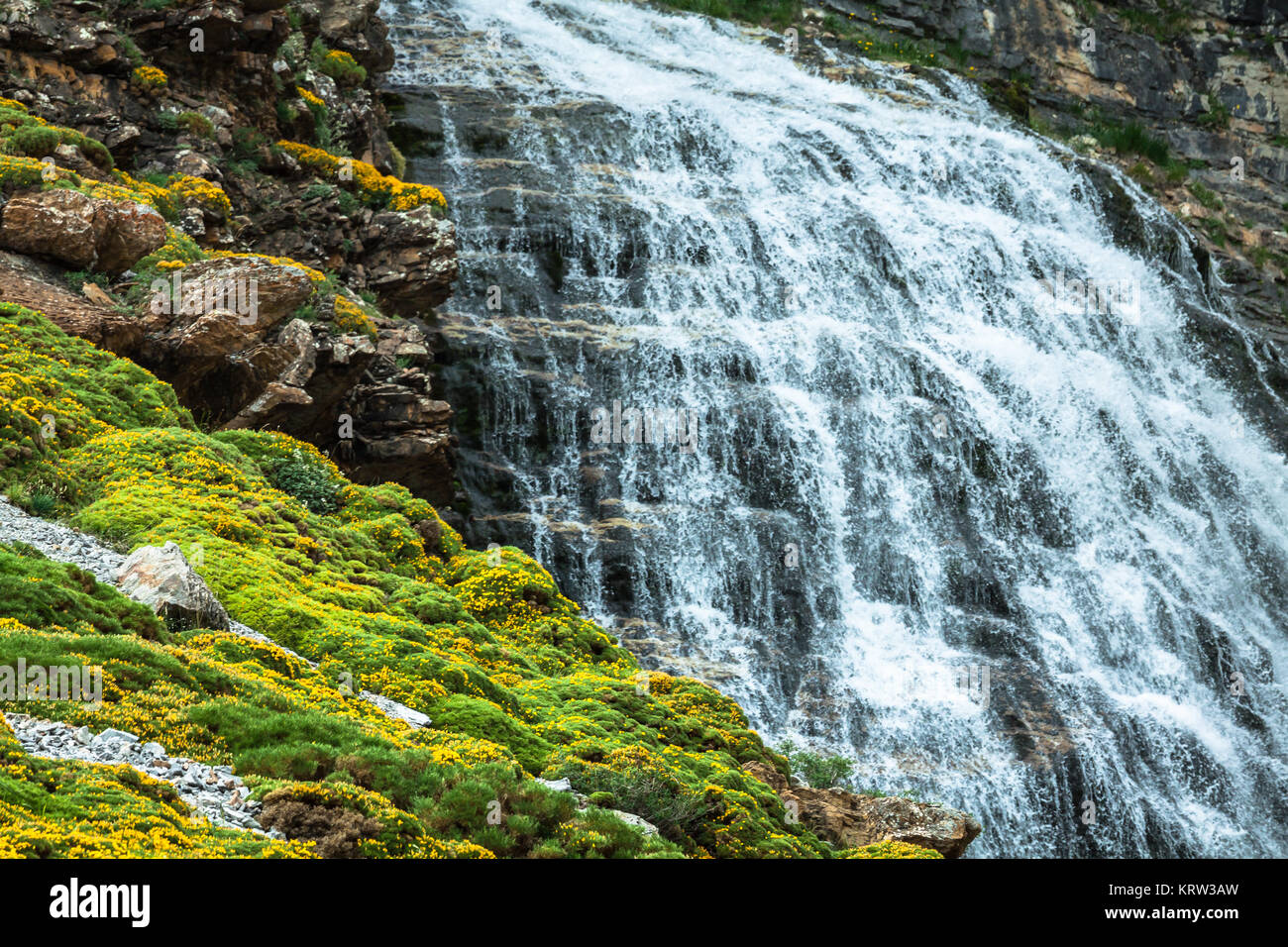 cascada cola de caballo waterfall under monte perdido ordesa valley at ...