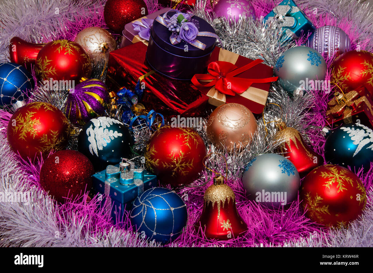 Curled decorations hi-res stock photography and images - Alamy