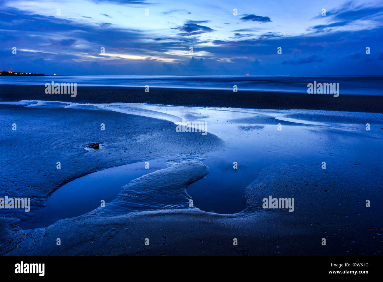 Dripstone Beach, NT Stock Photo - Alamy
