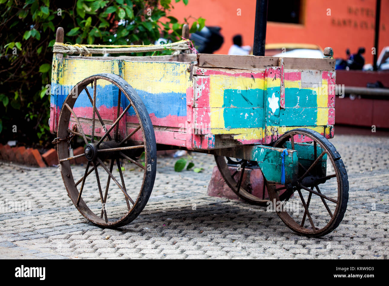 Traditional Wheelbarrow High Resolution Stock Photography and Images ...
