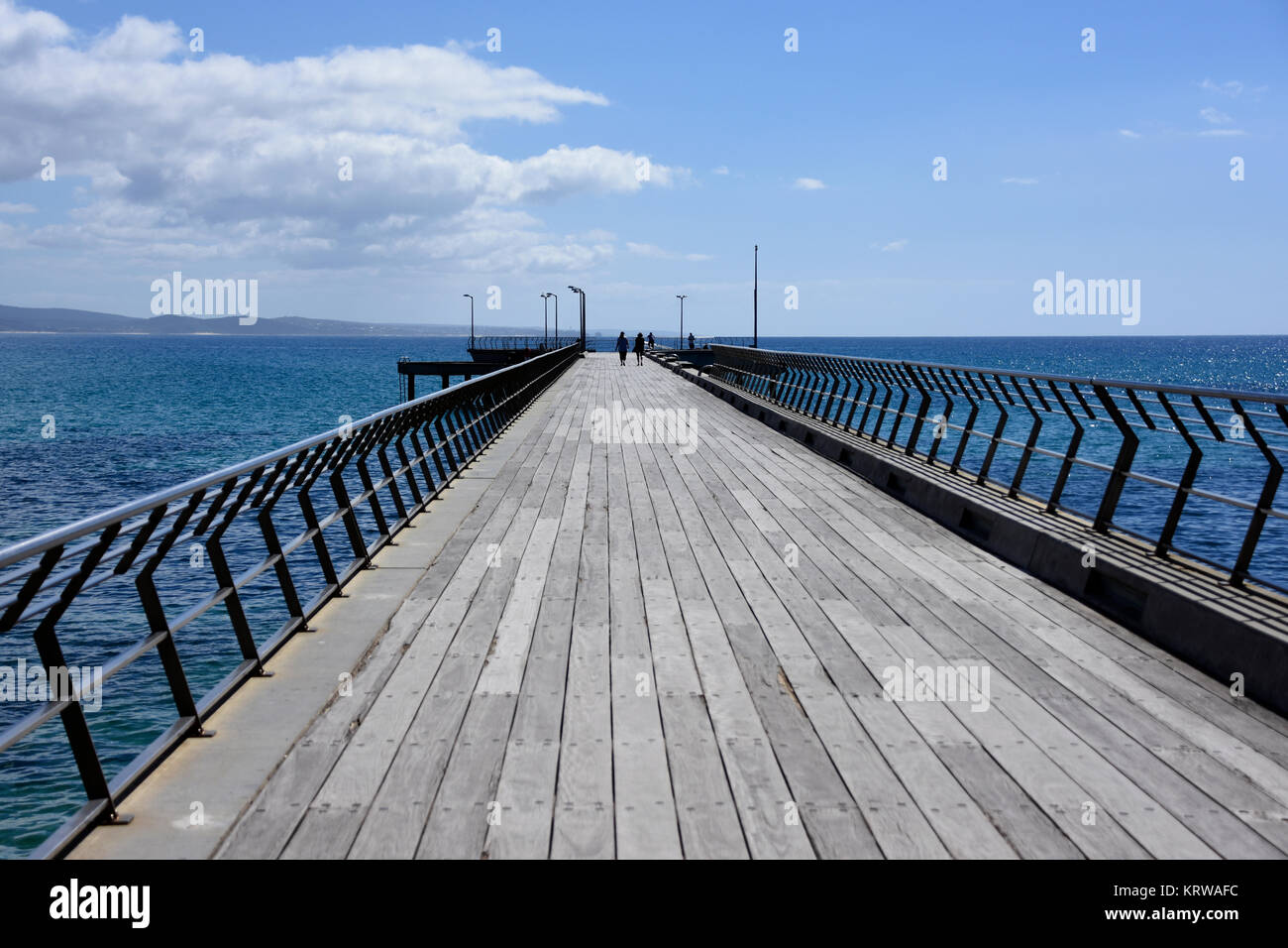 Jetty at Lorne Beach on the Great Ocean Road Stock Photo - Alamy