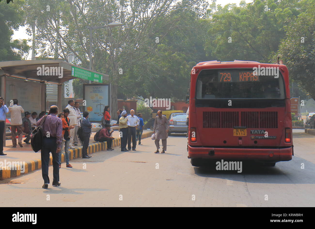 People commute by bus in downtown New Delhi India Stock Photo - Alamy