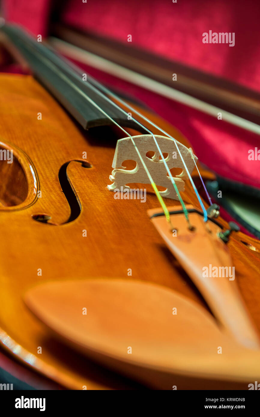 detail of a beautiful violin Stock Photo - Alamy