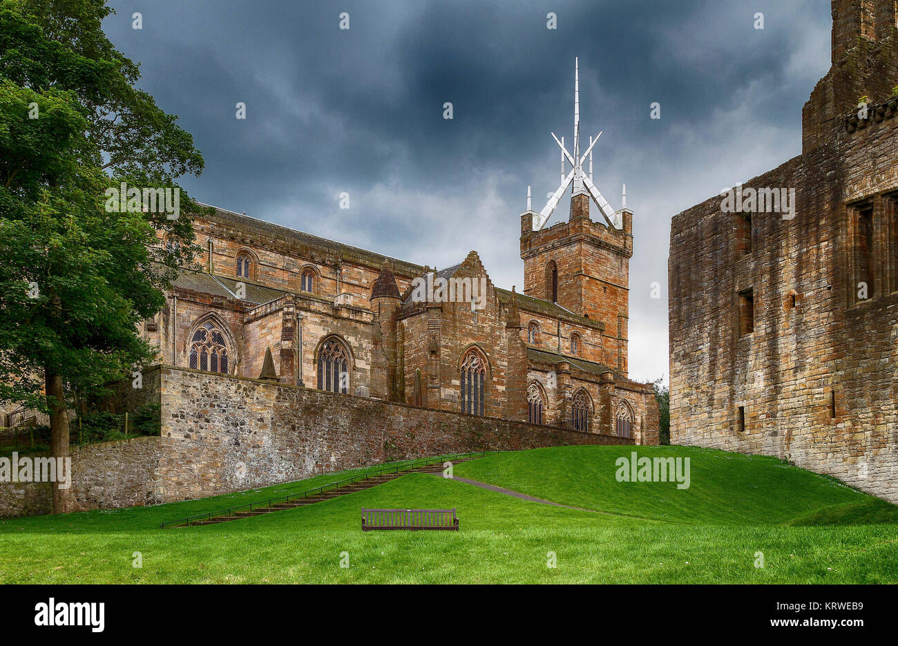 Palace of the heavenly queen hi-res stock photography and images - Alamy