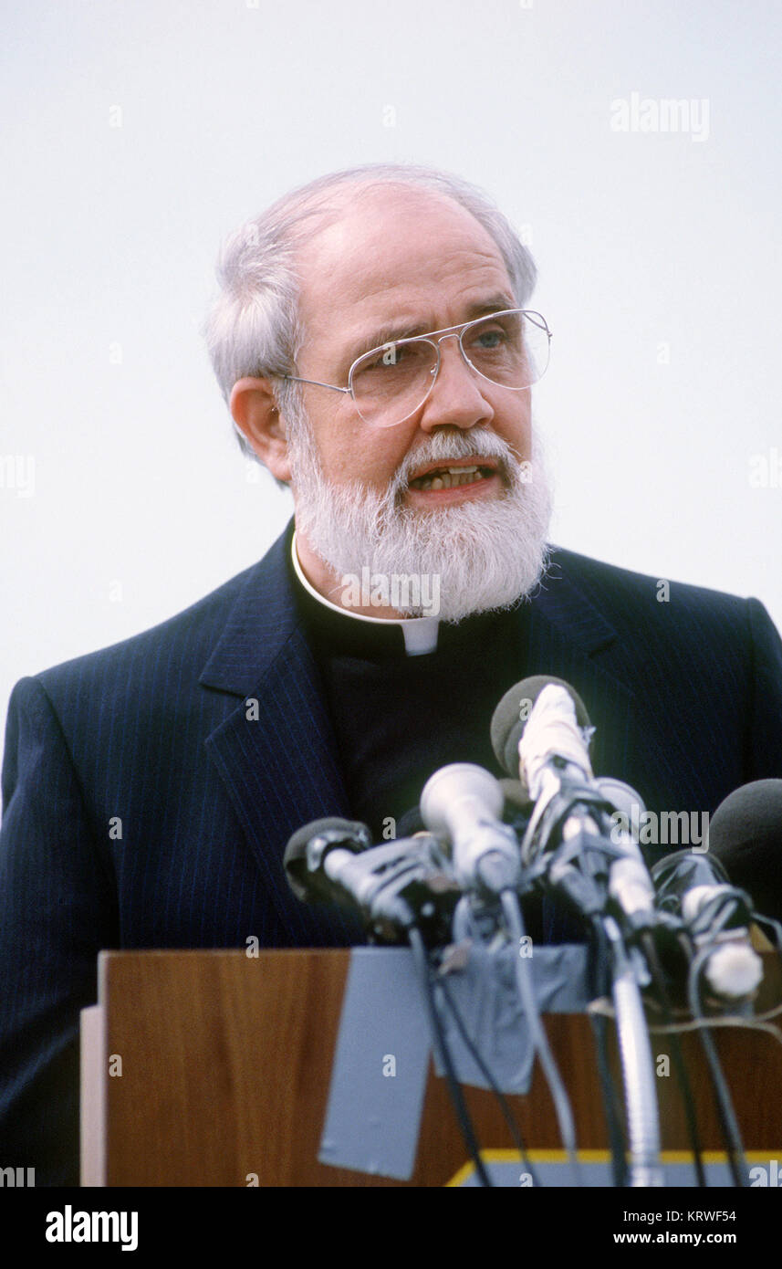 Father lawrence jenco hi-res stock photography and images - Alamy