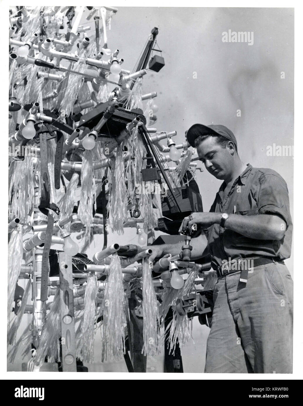 U s navy photos hi-res stock photography and images - Alamy